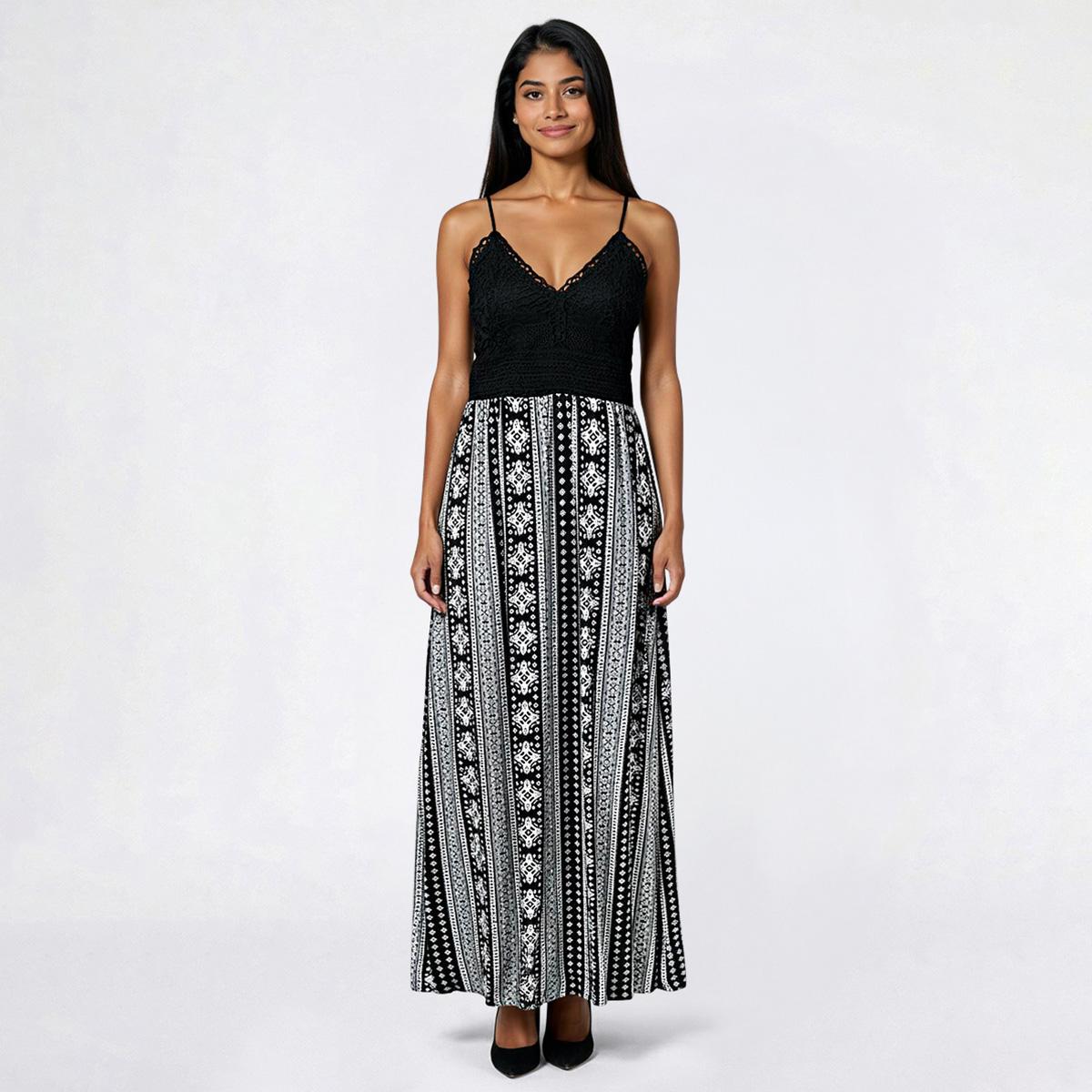 Click here for Juniors Plus Derek Heart Lace Bodice Maxi Dress wi... prices